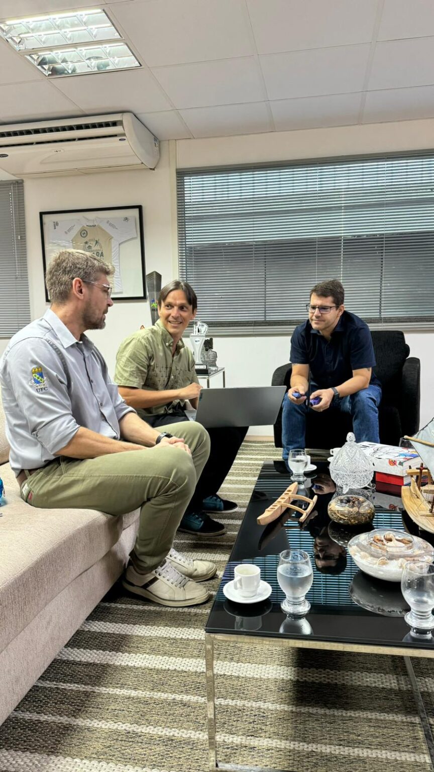 Instituto de Educação Física e Esportes – Cursos de Educação Física da ...